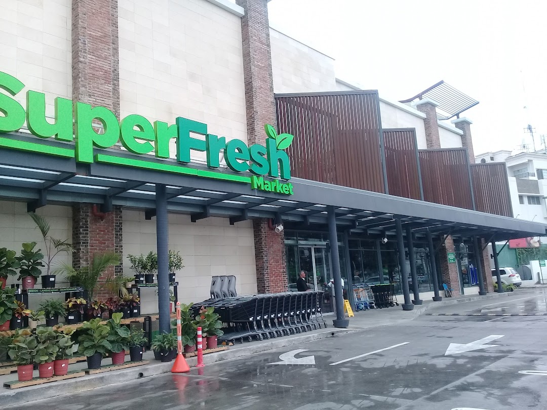 Super Fresh Market en la ciudad Santo Domingo