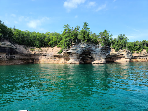 Pictured Rocks National Lakeshore - AZexplained