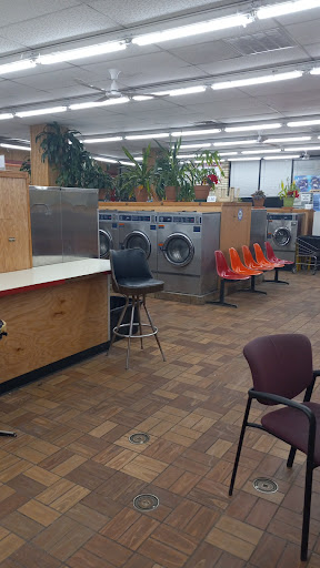 Super Fabricare Laundromat in South Shore, Chicago, Illinois - Zaubee
