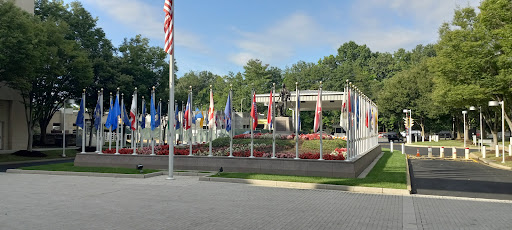 National Guard Bureau in Alcova Heights, Arlington, Virginia - Zaubee