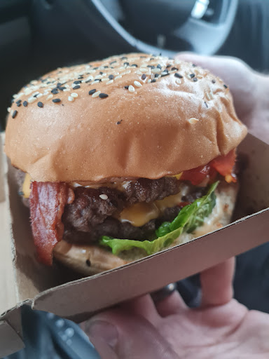 Yo, HASH BURGER - 186-188 Nathan St, Aitkenvale, Queensland - Zaubee