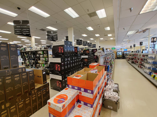 Computer Store «Micro Center», reviews and photos, 1275 Powers Ferry Rd ...