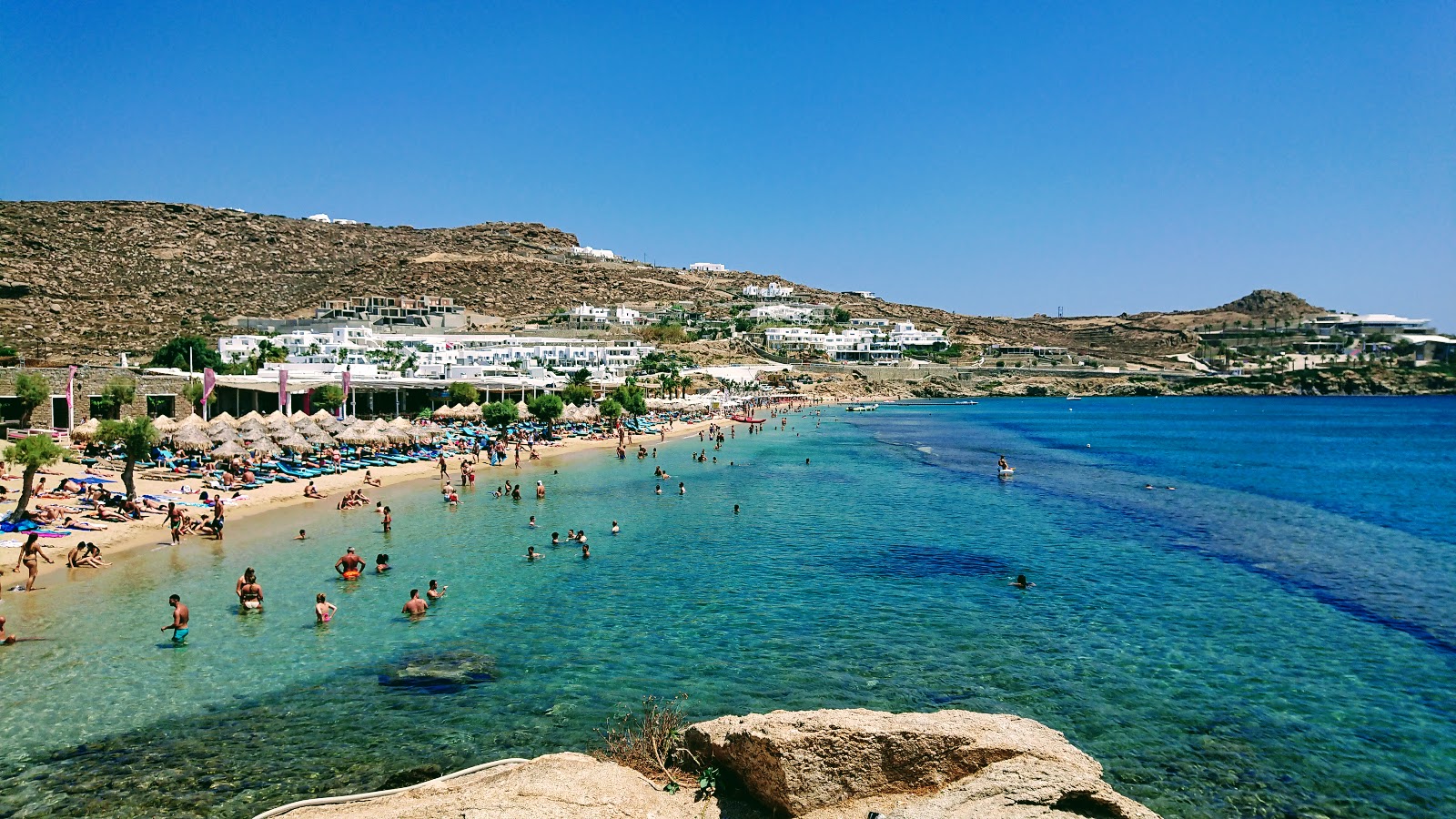 Super Paradise Beach in Mykonos, Greece: A Guide to the Ultimate Beach ...