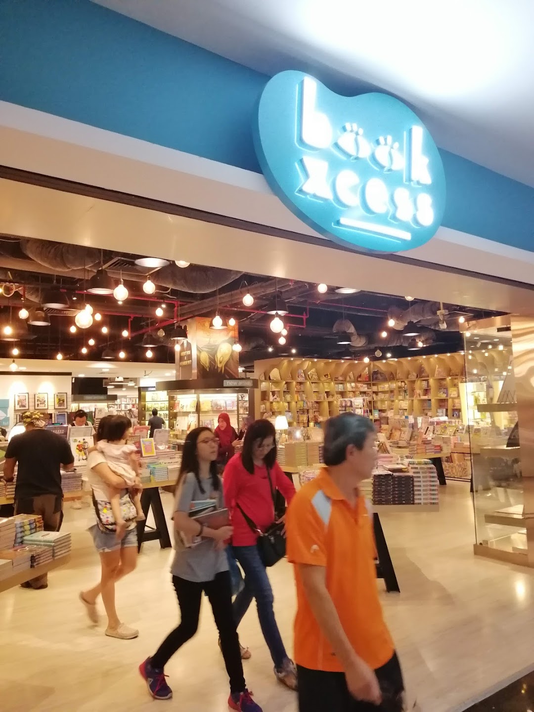 Amcorp Mall di bandar Petaling Jaya