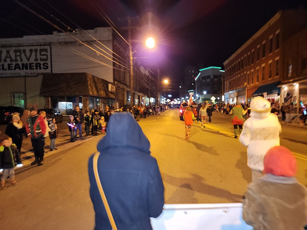 Studio 329 - Warren, PA 16365 - Services and Reviews