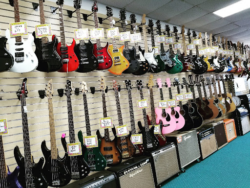 Pawn Shop «First Pawn Jewelry & Loan», reviews and photos, 889 Airport ...