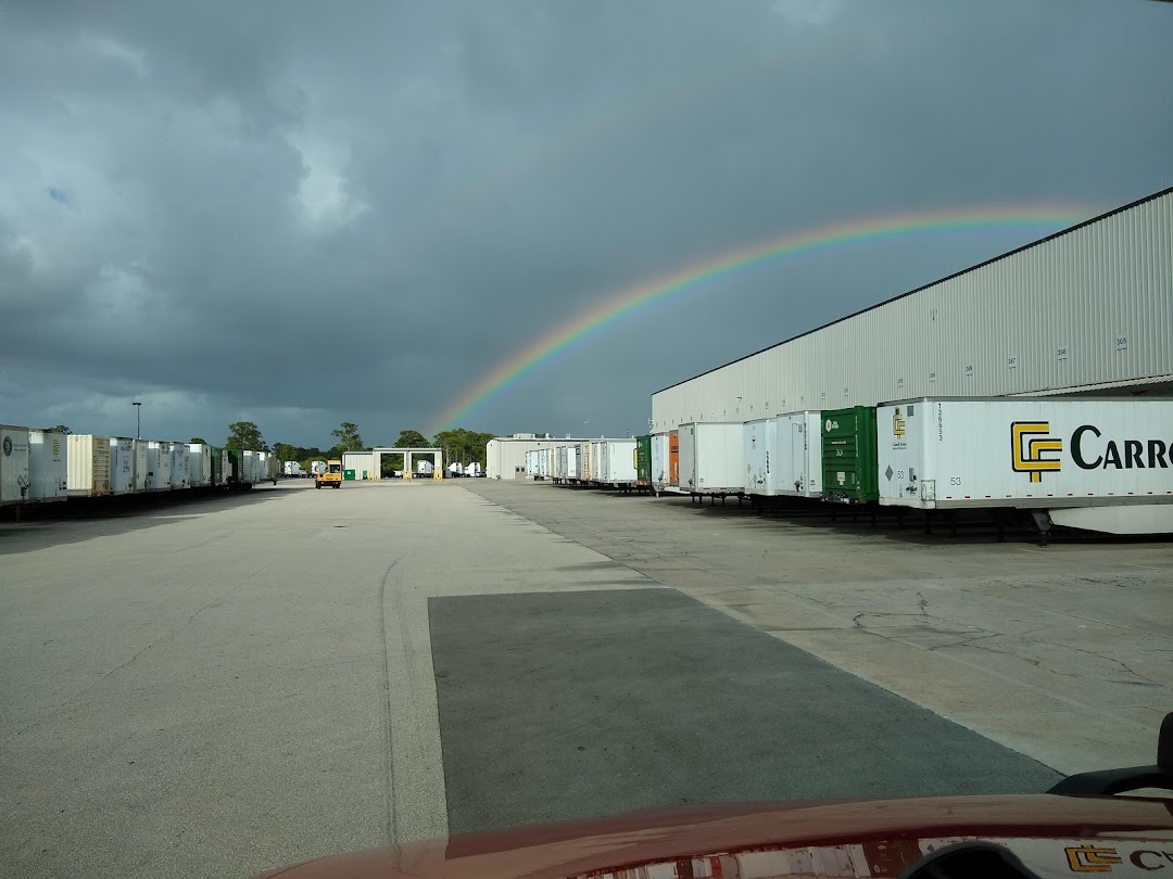 Walmart Distribution Center in the city Fort Pierce