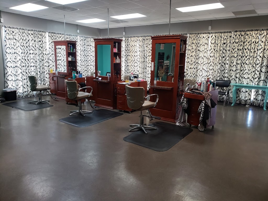 MOXIE SALON - Pinckneyville, IL 62274 - Services and Reviews