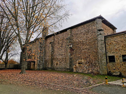 Monasterio De Barria (Barría)
