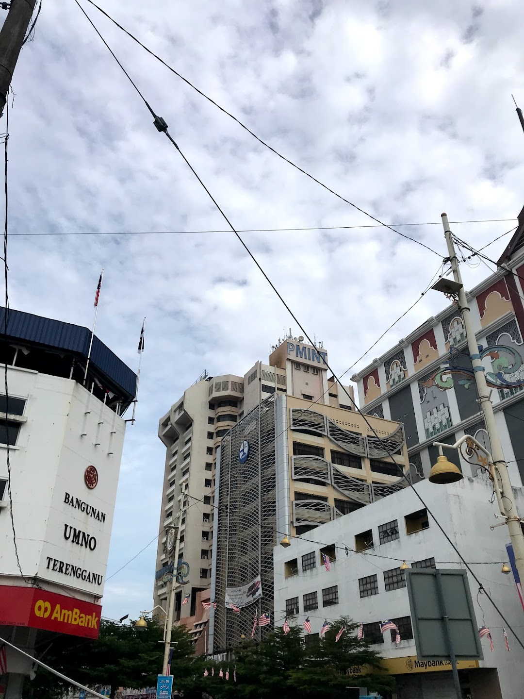 Menara Pmint di bandar Kuala Terengganu