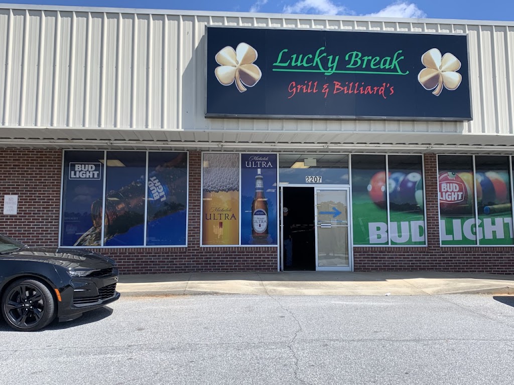 Lucky Break Grill & Billiards - Albany, GA 31705 - Menu, Hours, Reviews ...