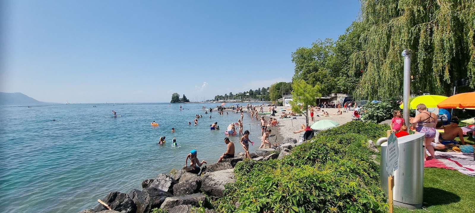 Montreux Plage 🏖️ Vaud, Švica - podrobne funkcije, zemljevid, fotografije