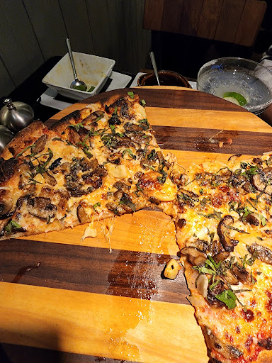 Fat Crow Restaurant in Newfane, Newfane, Vermont - Zaubee