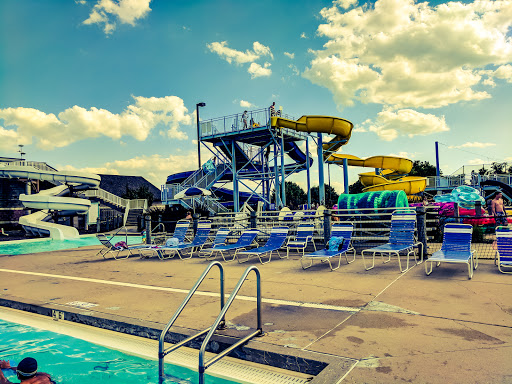 Water Park «Bartlett Aquatic Center», reviews and photos, 620 W Stearns ...