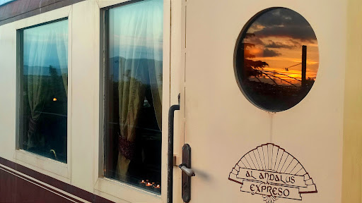 Restaurante Al Andalus Expreso | Un Viaje Al Pasado