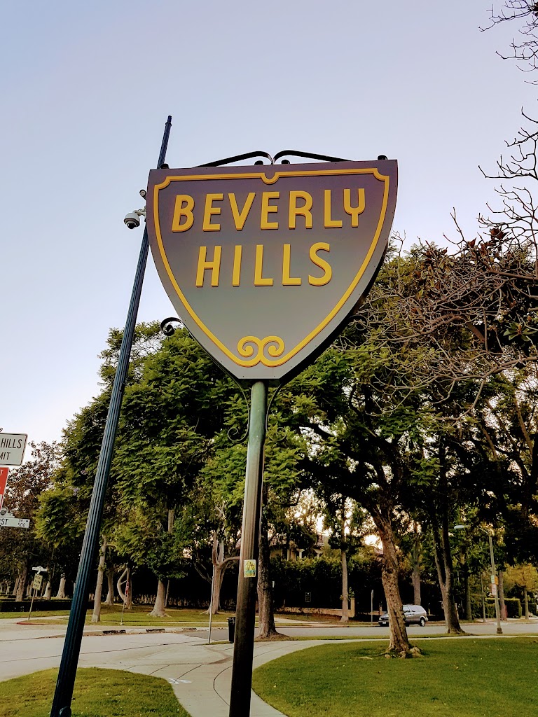 Beverly Hills Sign - Beverly Hills, CA 90210 - Location, Reviews, Hours ...