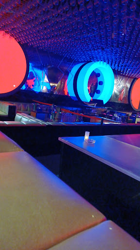 Night Club «Mynt Ultralounge», reviews and photos, 1921 Collins Ave ...