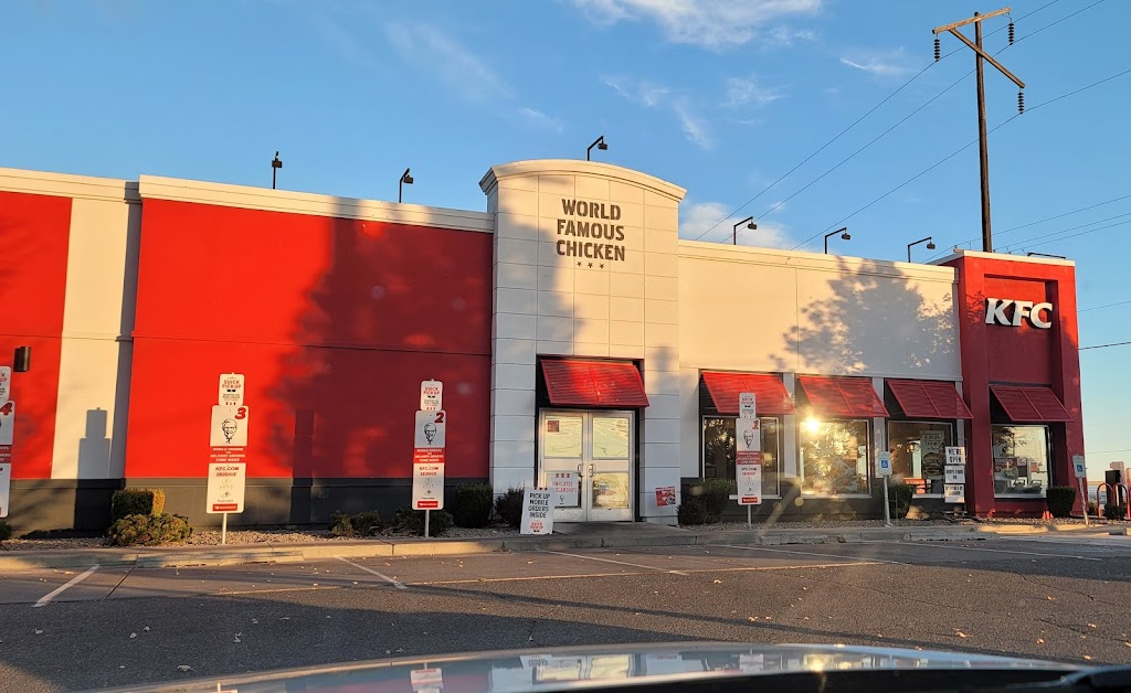KFC - Sunnyside, WA 98944 - Menu, Reviews, Hours & Contact