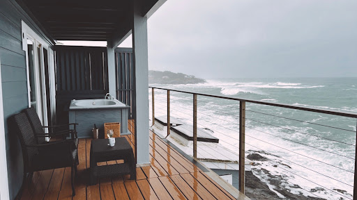 Lodging Depoe Bay Oregon | Suite | Channel House