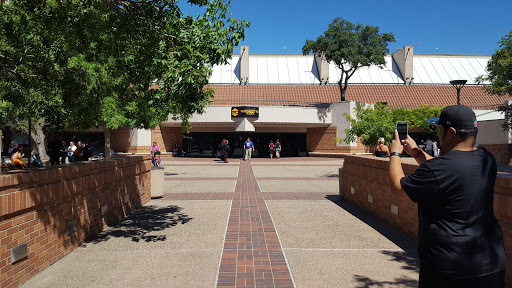 Amusement Center «Modesto Centre Plaza», reviews and photos, 1000 L St ...