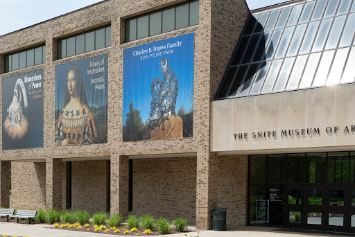 Snite Museum of Art - AZexplained