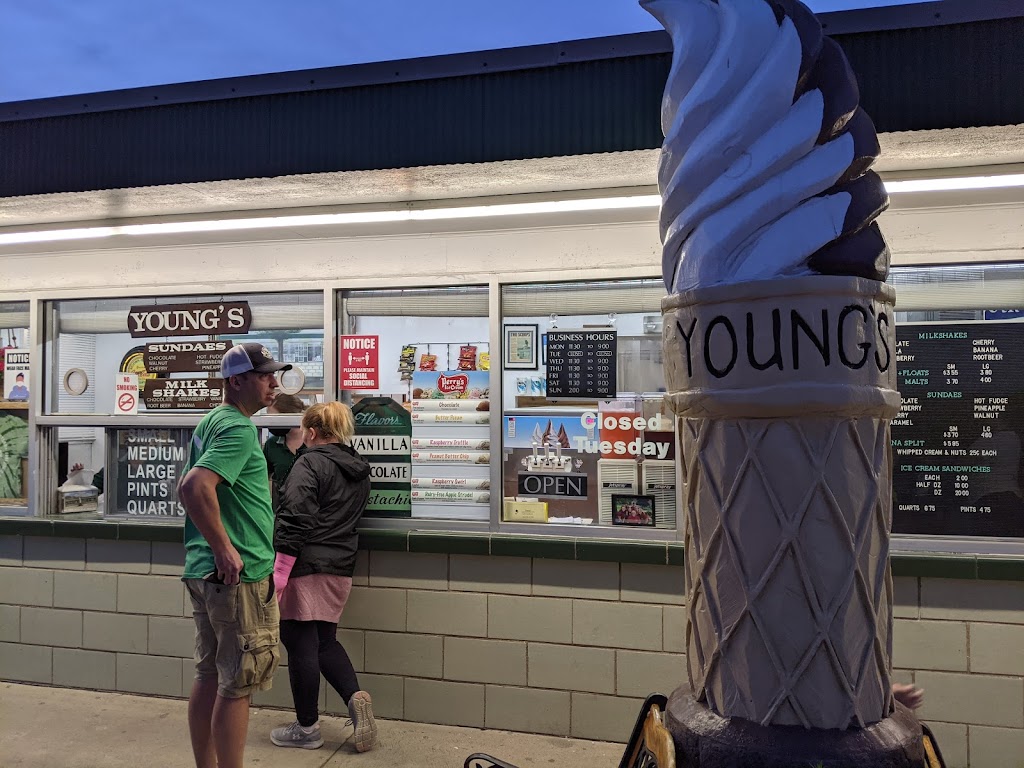 Young's Custard Stand - Harmony, PA 16063 - Menu, Hours, Reviews and ...