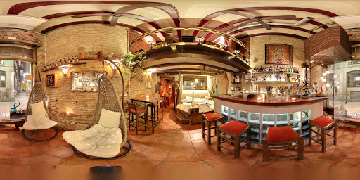 Restaurante Ziryab Fusion Wine and Tapas Bar en Barcelona