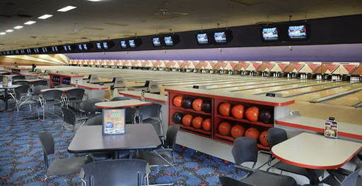 Bowling Alley «AMF Brookgate Lanes», reviews and photos, 14950 Snow Rd ...