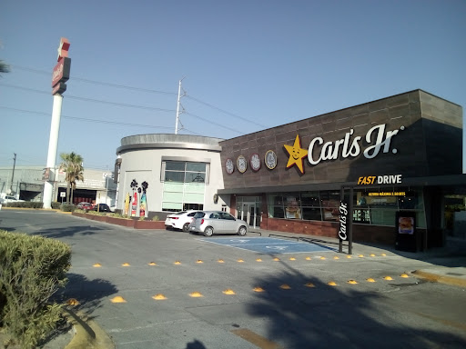 Restaurante Carl's Jr, México en San Nicolás de los Garza