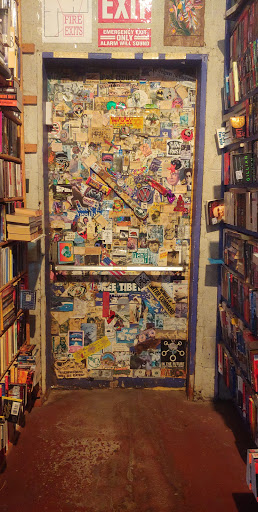 Cal's Books in Branstetter, Redding, California - Zaubee