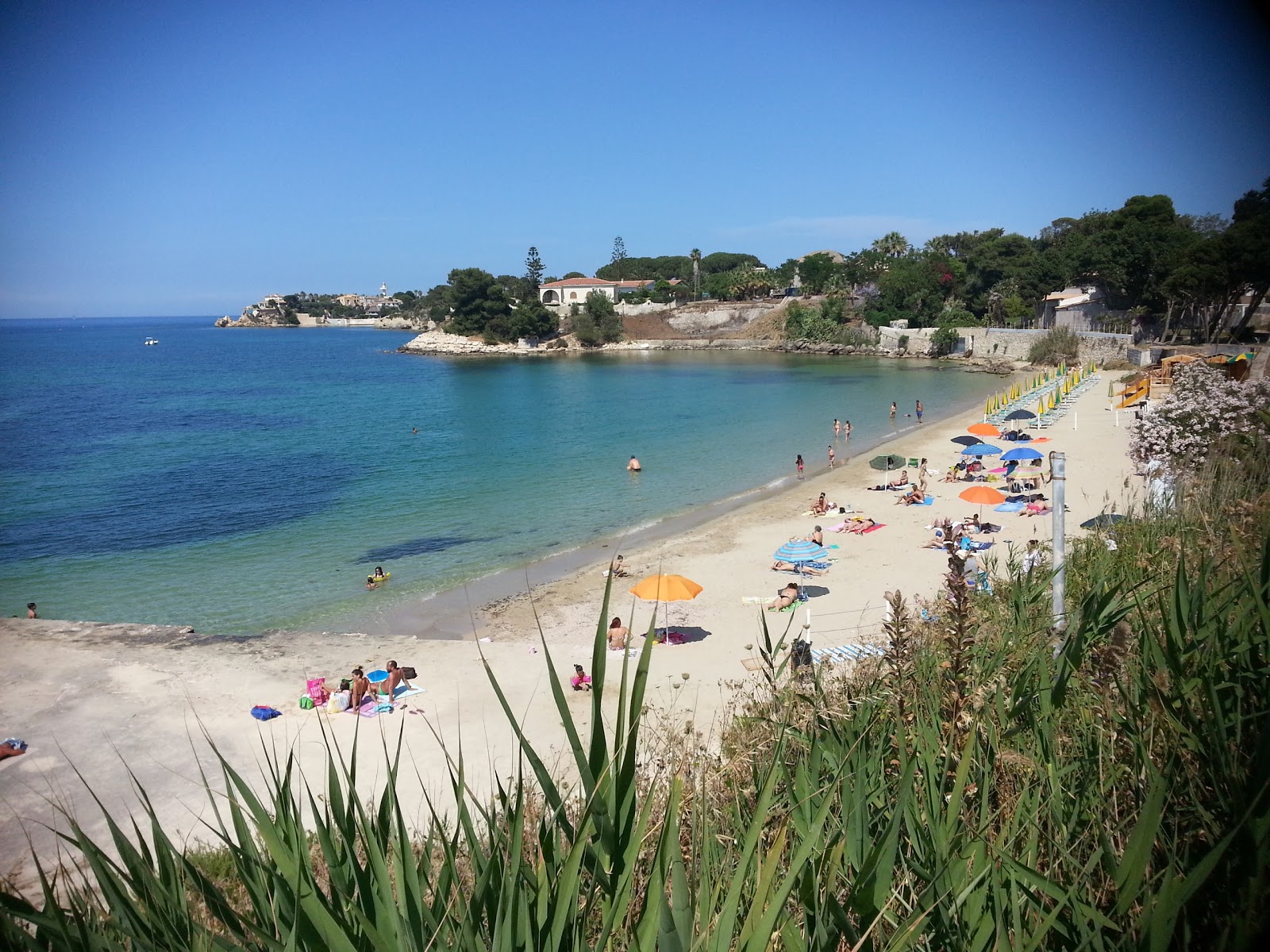 Spiaggia Punta del Pero Beach op de kaart met foto's en recensies🏖️ ...