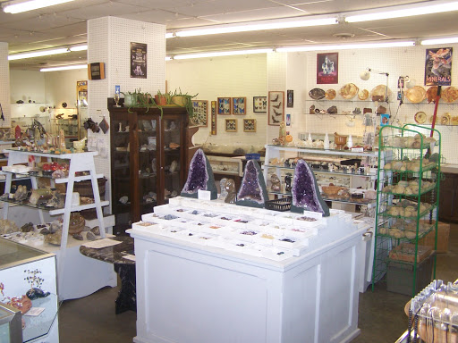 Fall Creek Rock Shop - AZexplained