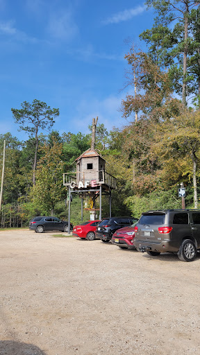 Treehouse Cafe | Quirky American Restaurant in Magnolia, Texas