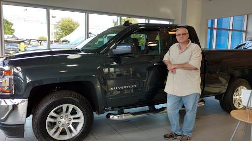 Chevrolet Dealer «Richard Chevrolet», reviews and photos, 1405 Highland ...