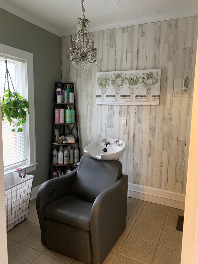 The Studio Salon (Lucy Woods Aldridge) - Villa Rica, GA 30180 ...