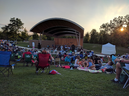 Amphitheater «The Grove», reviews and photos, 425 N Commons Blvd ...