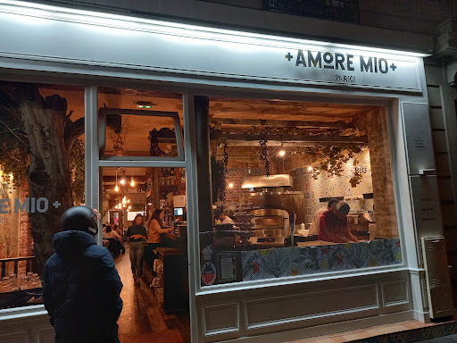 AMORE MIO in Paris, - Zaubee