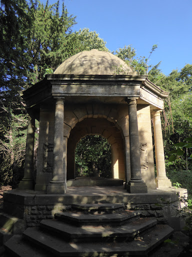 The Samuelson Mausoleum in Cobham, - Zaubee