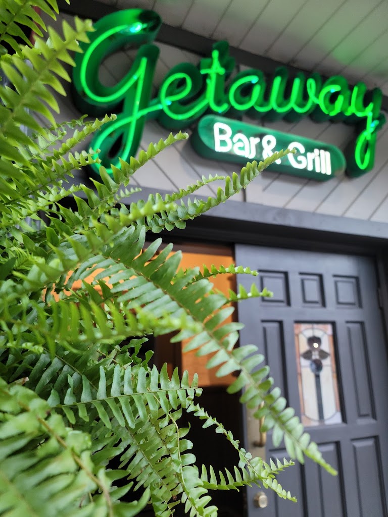 The Getaway Bar & Grill - Pittsburgh, PA 15226 - Menu, Hours, Reviews ...