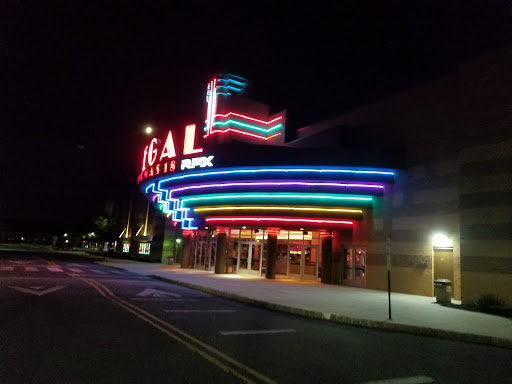 Movie Theater «Regal Cinemas Commerce Center 18», reviews and photos ...