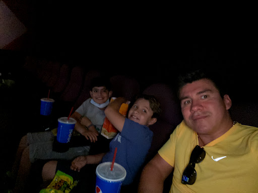 Movie Theater «Regal Cinemas Turlock 14», reviews and photos, 2323 W ...