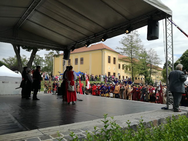 13 értékelés erről : Kapuvári Okmányiroda (Munkaügyi hivatal) Kapuvár ...