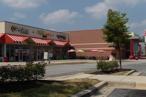 sweetFrog Premium Frozen Yogurt