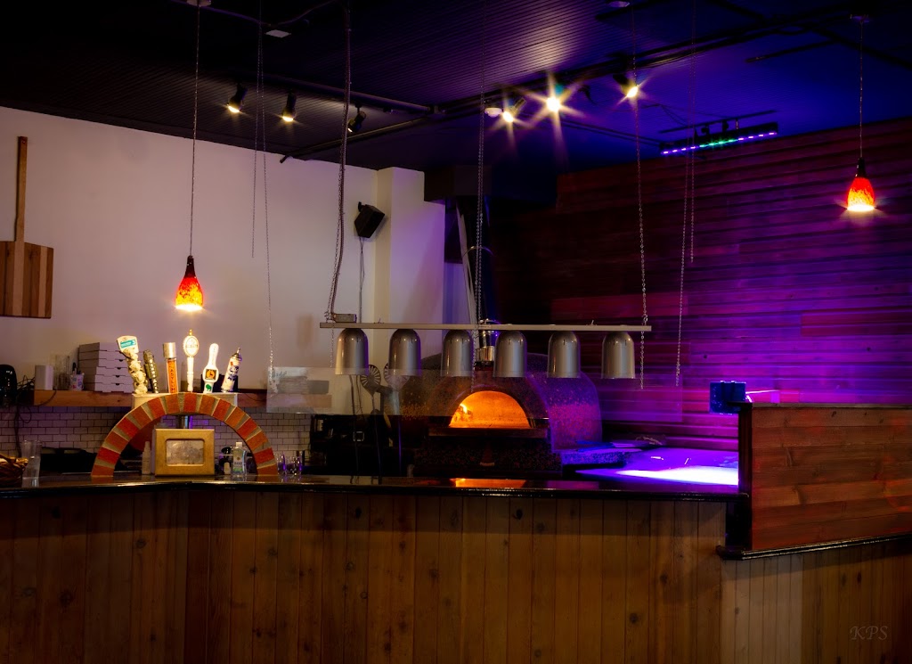 Broken Tree Pizza - Neenah, WI 54956 - Menu, Hours, Reviews and Contact