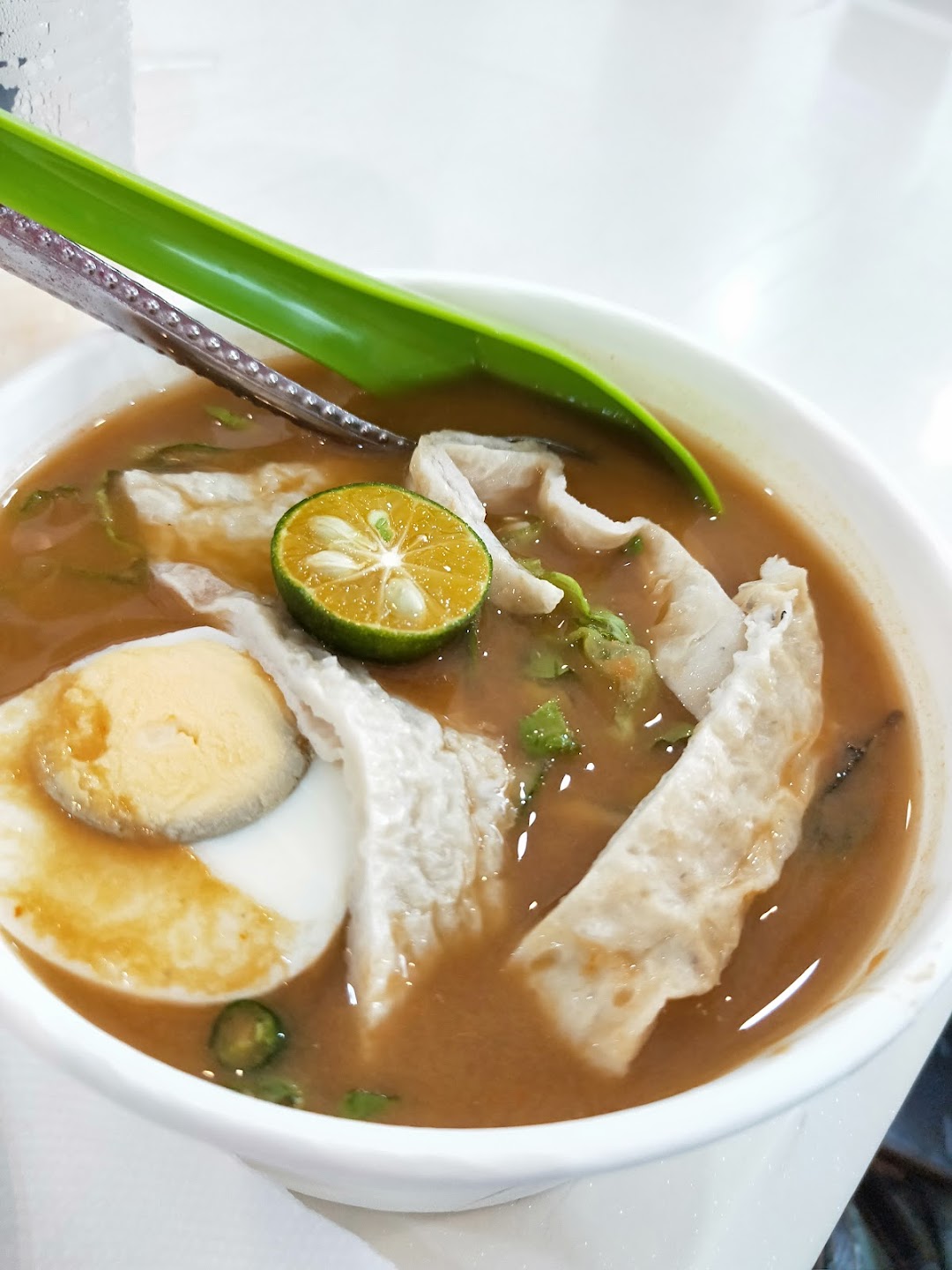 Warong Malaysia di bandar Ipoh