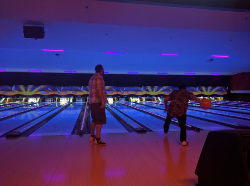 Bowling Alley «AMF Riverside Lanes», reviews and photos, 10781 Indiana ...