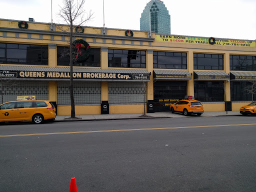 Queens Medallion Leasing Nyc Taxi Yellow Cab Company
