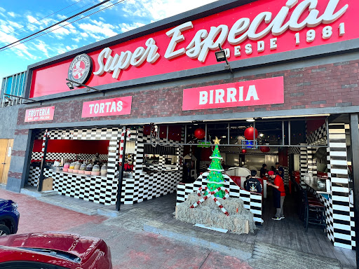 Restaurante La Especial, Tortas tacos y fruteria en Tijuana
