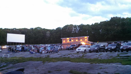 Drive-in Movie Theater «Rustic Drive in Theatre», reviews and photos ...