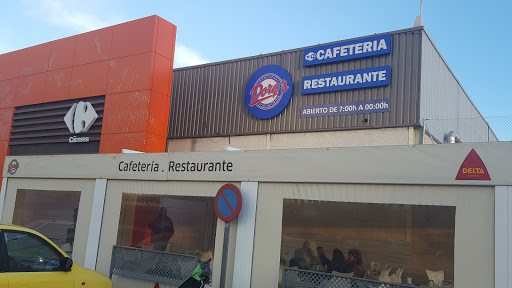 Restaurante Cafetería-Restaurante Dory's en Cáceres
